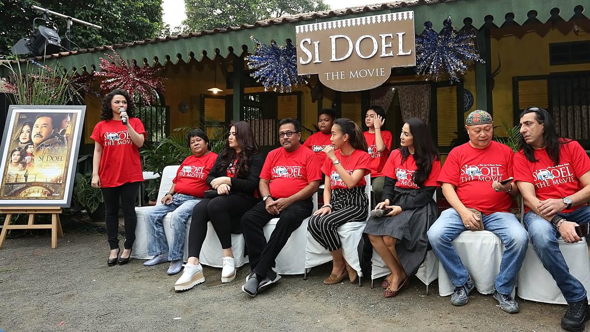 Single Terbaru Wizzy Jadi Soundtrack Si Doel The Movie - Entertainment ...