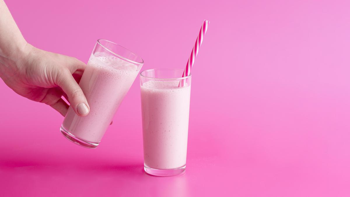 Resep Rahasia Es Pink Lava Cafe, Minuman Segar dengan Tampilan Menawan
