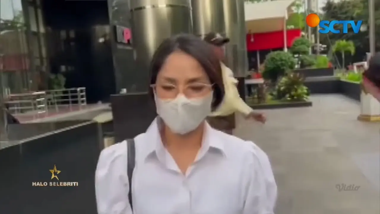 Windy Idol Nangis Usai Diperiksa KPK terkait Dugaan TPPU Mantan ...