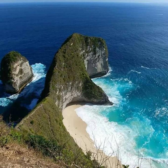 Selamat! Pantai Kelingking Bali Dinobatkan Sebagai Pantai Paling ...