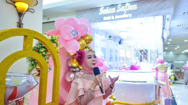 Selebgram Fitry Kurniaty Sorot Investasi Berlian, Beri Tips 4C Beli ...
