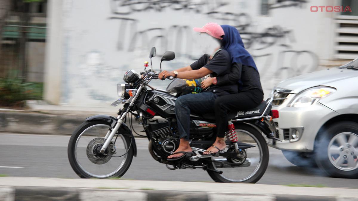 Kenali Habit yang Salah saat Naik Motor, Bisa Berpotensi Bikin Celaka ...