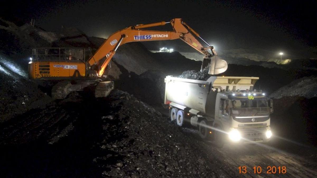 Bayan Resources Hentikan Operasional Dua Tambang Batu Bara di ...