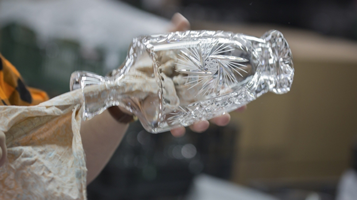 Tips Praktis dan Efektif Membersihkan Bagian Dalam Botol - Lifestyle ...