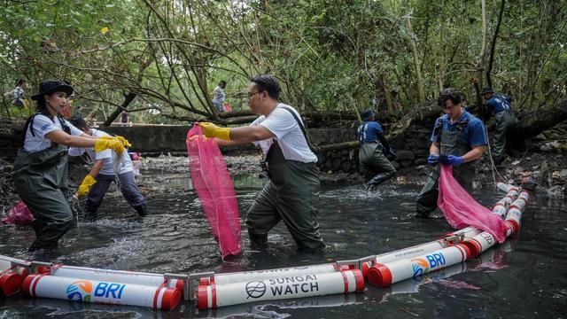Peringati Hari Sungai Nasional, BRI Peduli Gelar Aksi Bersih Sungai dan Edukasi Kelola Sampah ...