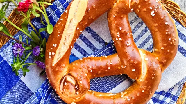 6 Makanan Khas Jerman yang Halal dan Mudah Dibuat, Intip Resepnya di ...