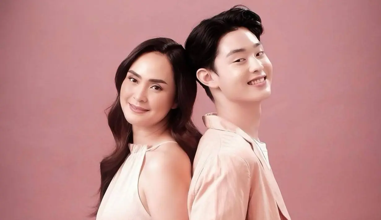 Gaya Pemotretan Keluarga Gabriel Prince, Ibunya Tampil Awet Muda - Foto ...