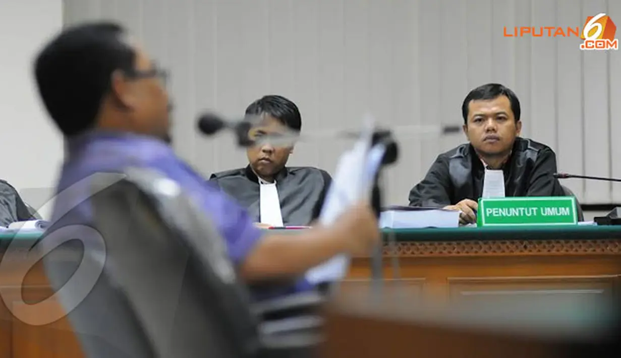 Luthfi Hasan Ishaaq Sindir Jaksa Hembuskan `Angin Neraka` - Foto ...