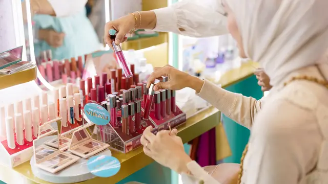 Wardah di JXB 2023, Jajal Personal Color Analysis sampai Tukar Sampah ...