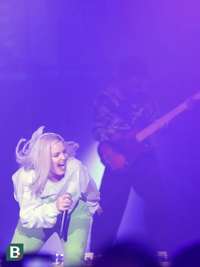 Lirik Lagu Perfect To Me - Anne Marie - Ragam Bola.com