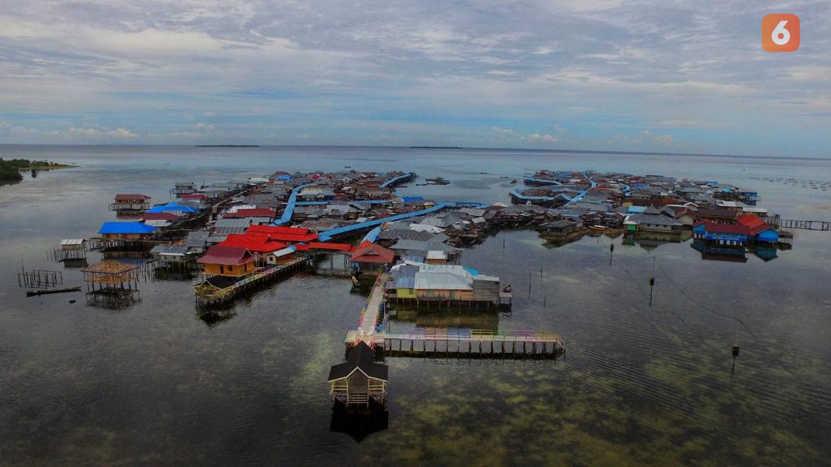 Pagi yang Indah di Kampung Terapung Torosiaje Gorontalo - Regional ...