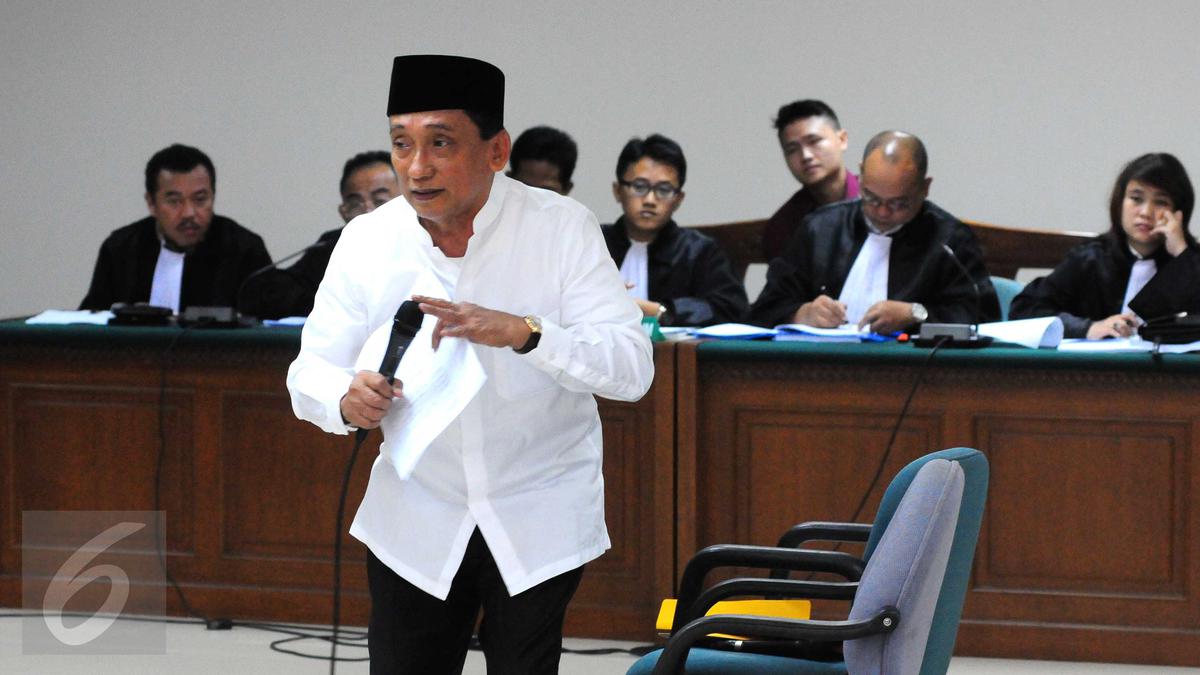 Punya 2 Istri dan 6 Cucu, Fuad Amin Minta Dihukum Ringan - News ...