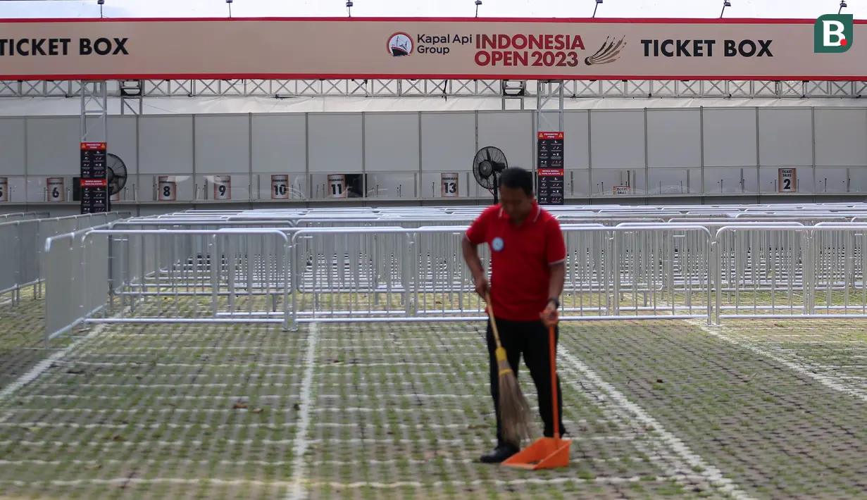 Foto: Istora Senayan Bersolek, Siap Sambut Turnamen Indonesia Open 2023 ...
