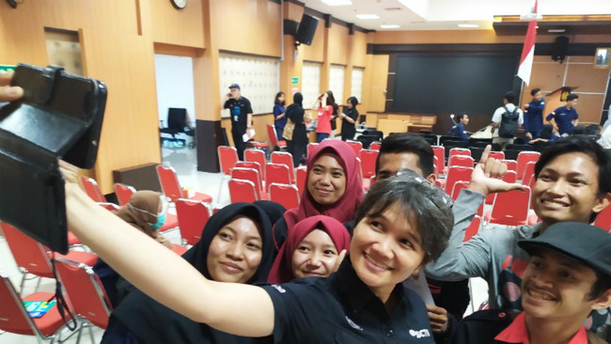 Puluhan Mahasiswa IAIN Madura Antusias Ikut EGTC 2019 di Surabaya - Surabaya Liputan6.com