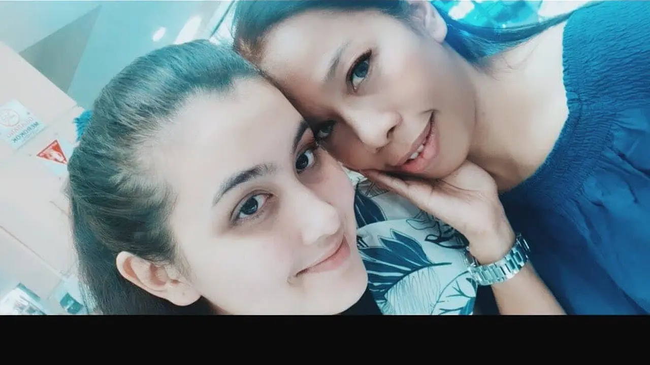 7 Potret Jadul Kebersamaan Talitha Curtis dan Ibunda, Penampilannya ...