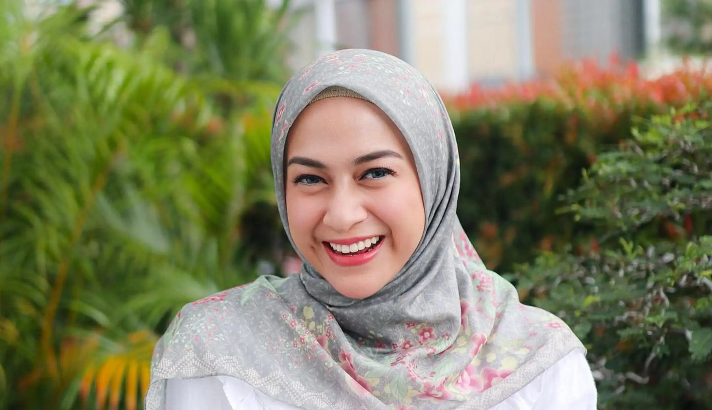 8 Tren Model Hijab untuk Lebaran 2023 dari Ayana Moon hingga Cut Syifa - Photo Fimela.com