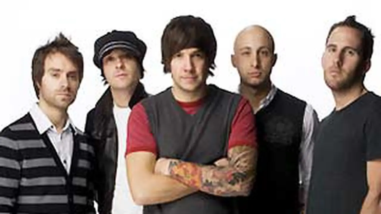 Simple Plan Sapa Penggemar - ShowBiz Liputan6.com
