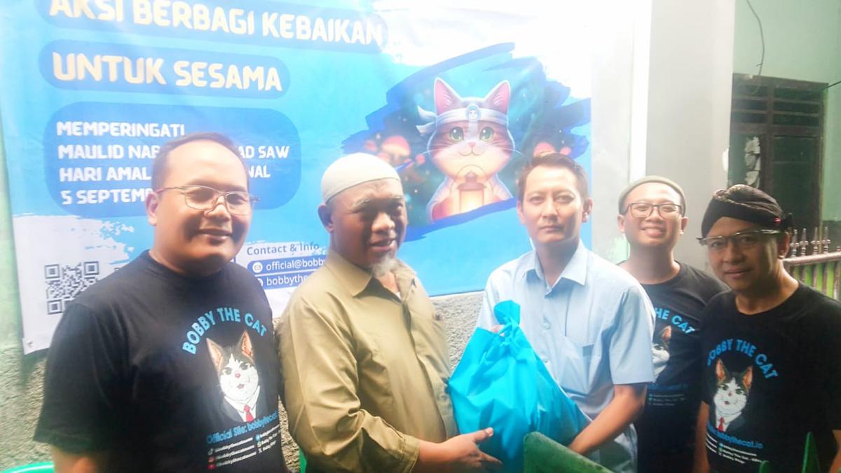Bobby The Cat Gelar Aksi Sosial di Jakarta, Bagikan Sembako ke Warga di ...