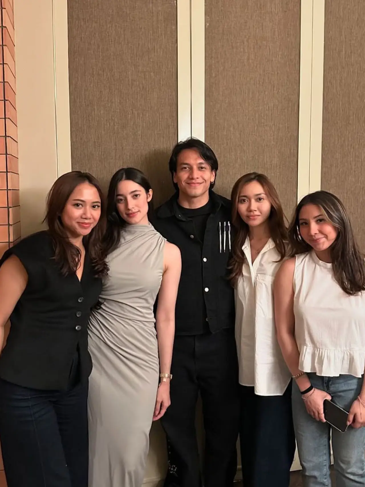 9 Potret Jefri Nichol Rayakan Ultah ke-26, Pamer Momen Bucin dengan Ameera Khan - Hot Liputan6.com