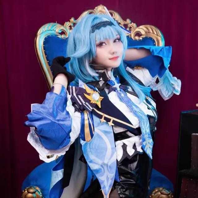 Mengenal Azulacan, Cosplayer, Konten Kreator dan Gamer dengan Segudang ...