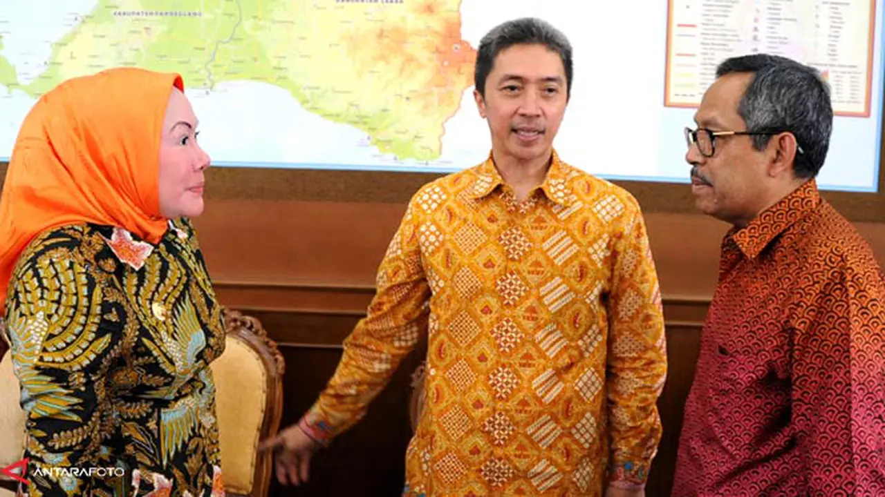 Mengintip Dinasti Politik Ratu Atut - News Liputan6.com