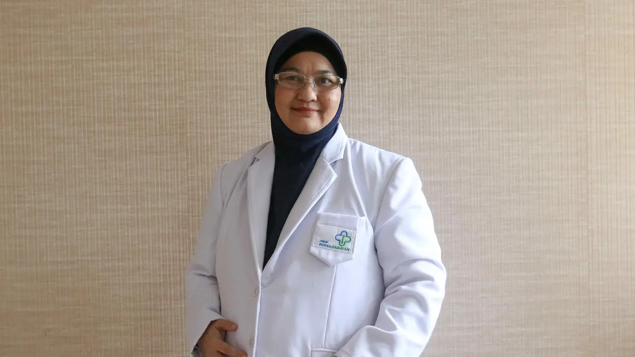 Erlina Burhan: Tuberkulosis Menular Lewat Bakteri, Bukan Penyakit Turunan - Health Liputan6.com