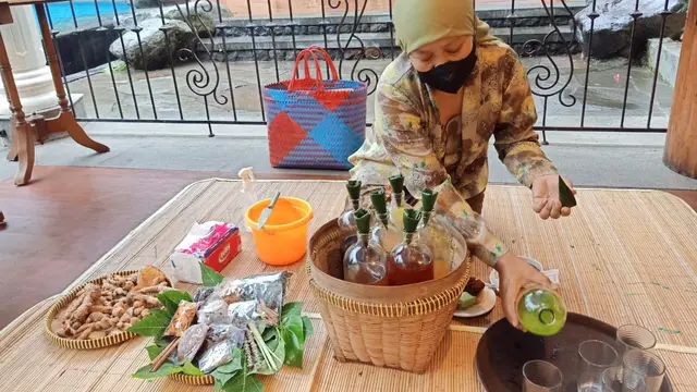 Pojok Jamu Tradisional di Sudut Hotel Bintang Lima, Bikin Penasaran ...