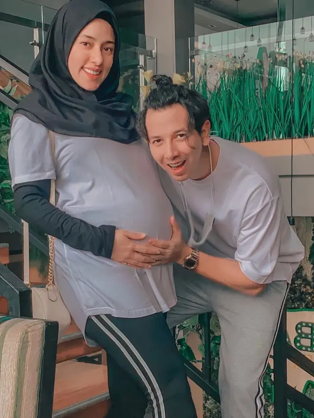 Hari Persalinan Makin Dekat, Ini 6 Potret Fairuz A Rafiq Pamer Baby ...