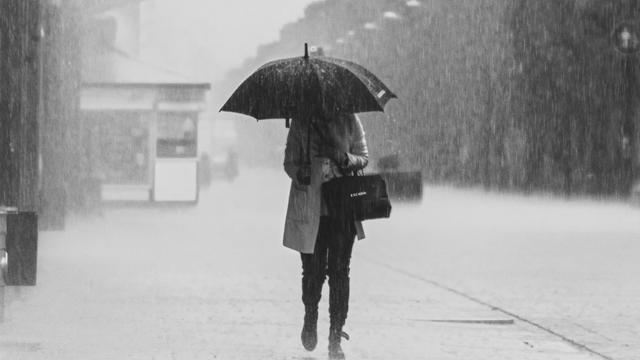 Apa Itu Ombrophobia? Kenali Gejala dan Cara Mengatasinya - Ragam Bola.com