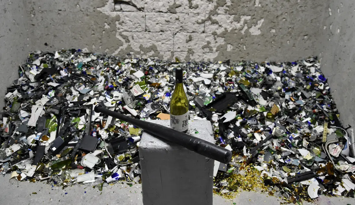 PHOTO: Di Singapura Ada Tempat yang Bisa Jadi Pelampiasan Kemarahan ...