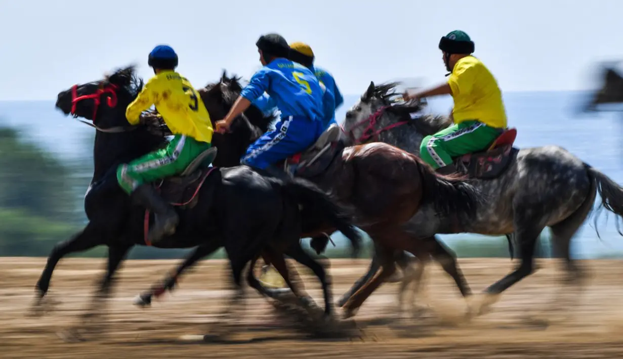 Kok Boru, Permainan Tradisional Menunggang Kuda Budaya Asia Tengah ...