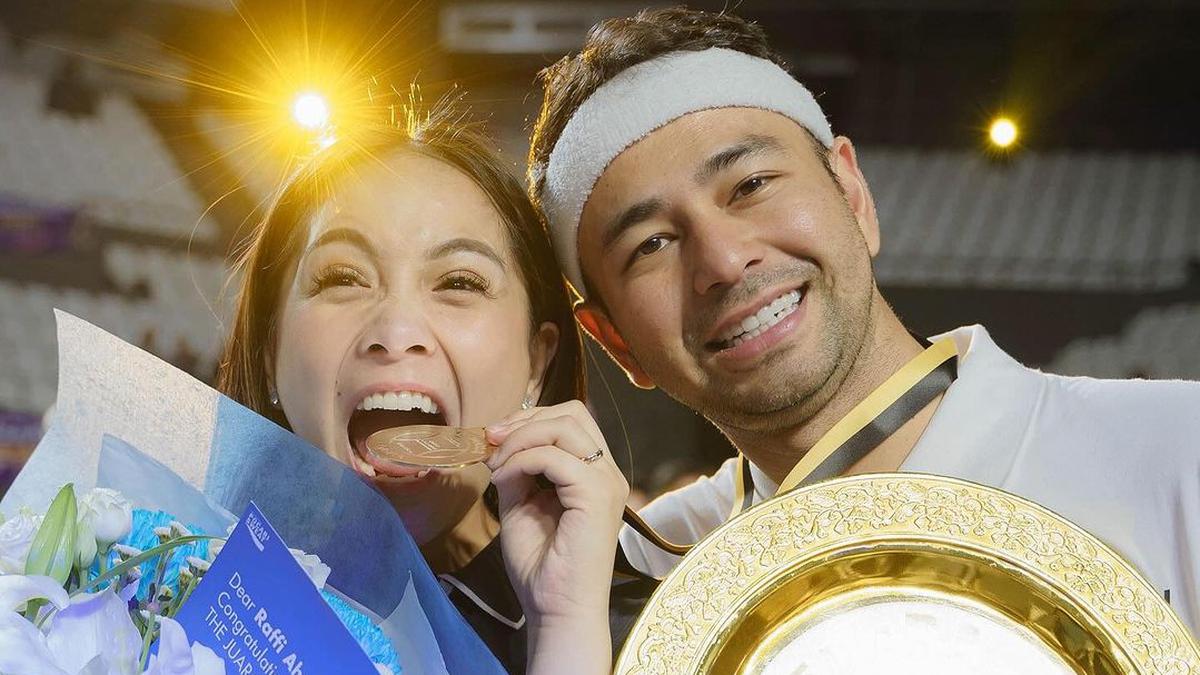 6 Potret Kecantikan Natural Nagita Slavina saat Mendukung Raffi Ahmad di The Juara hingga Menang ...