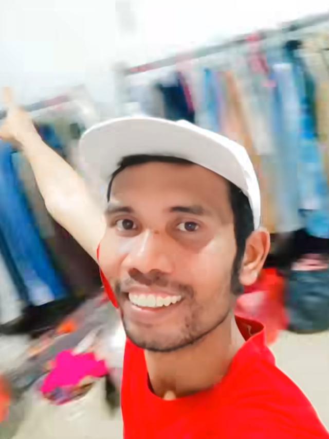 6 Potret Udin Sedunia Main Sinetron Cinta yang Tak Sederhana, Gayanya ...