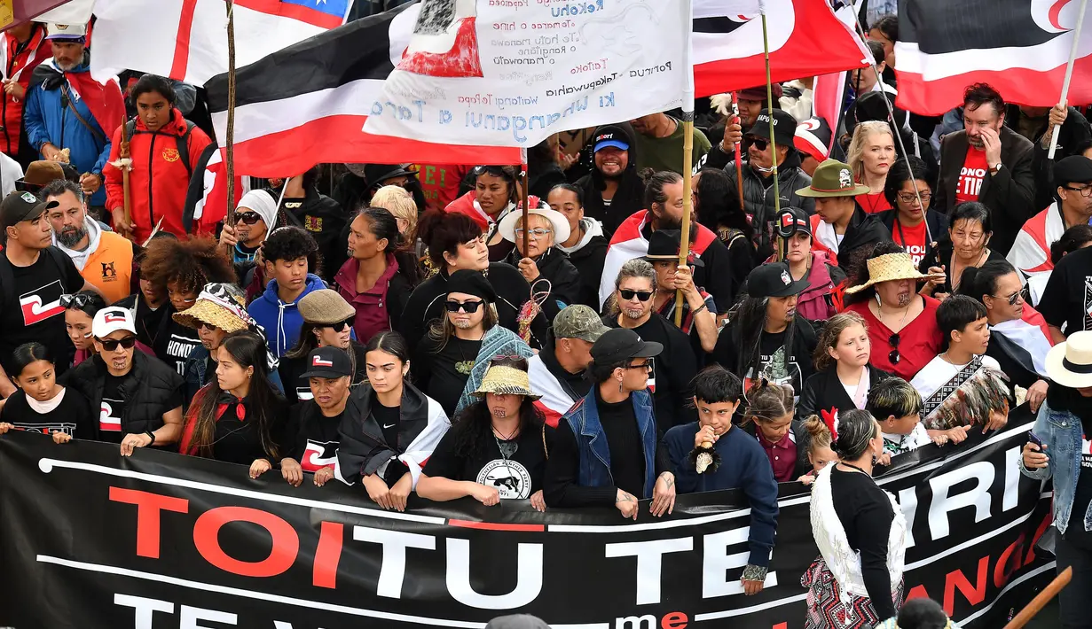 Turun ke Jalan, Masyarakat Adat Maori Protes RUU Penafsiran Kembali ...