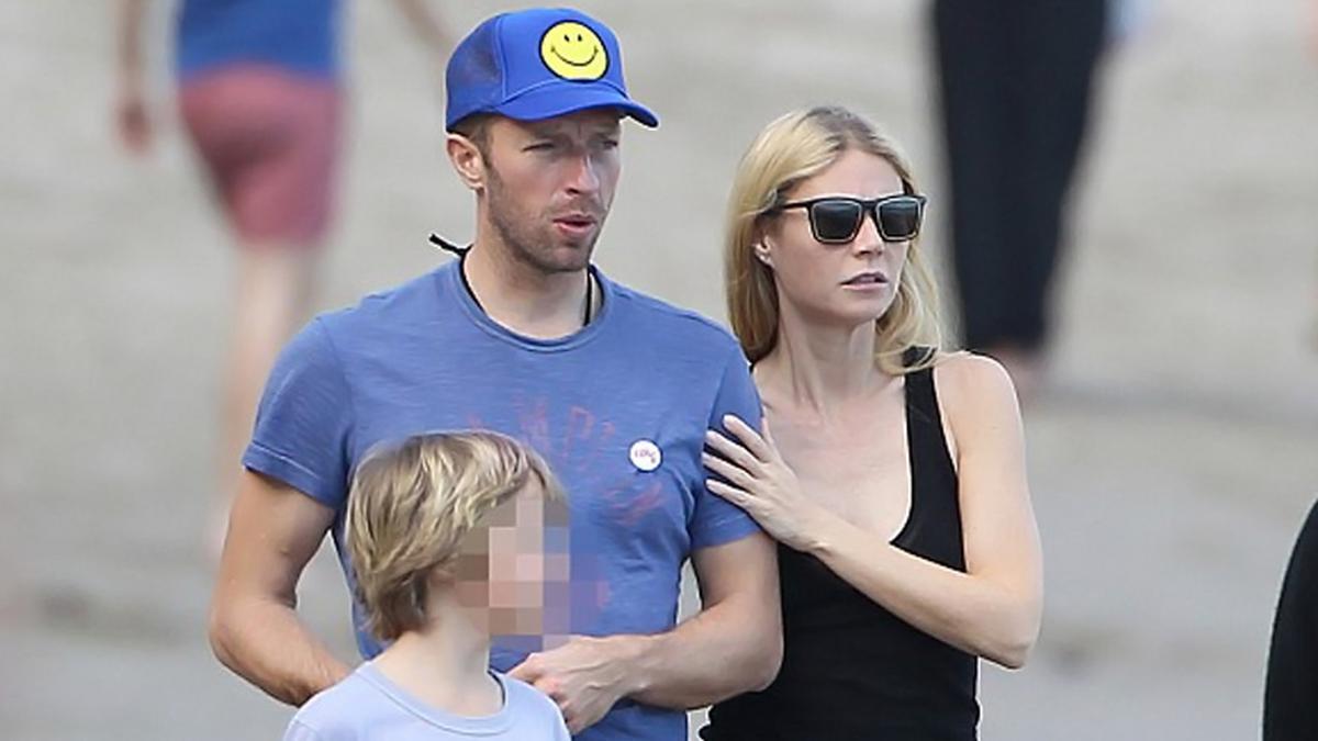 Gwyneth Paltrow-Chris Martin Kunjungi Disneyland dengan Anak-anak ...