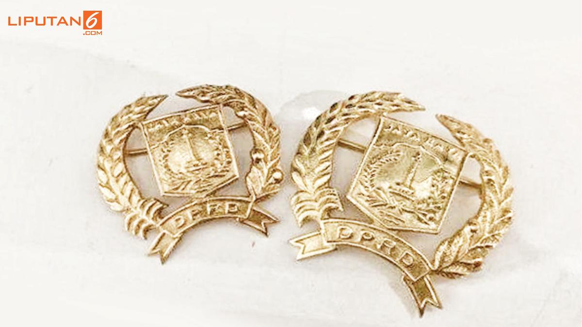 Heboh Pin Emas Wakil Rakyat Jakarta