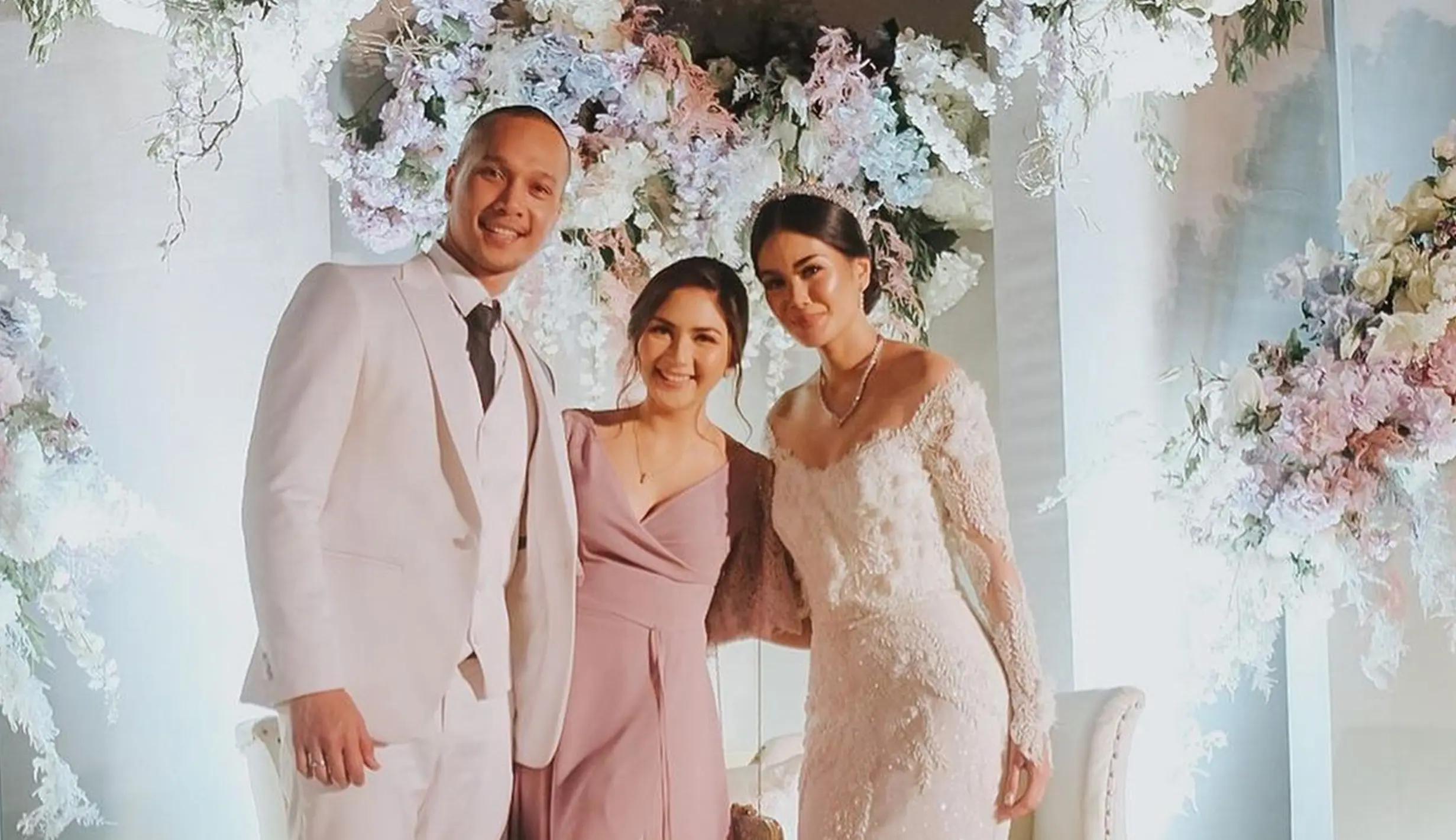 Kini Resmi Menikah, Ini Potret Jessica Mila ketika Jadi Bridesmaid Sahabatnya - Foto Liputan6.com