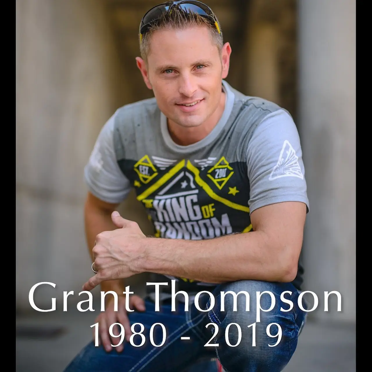 YouTuber Kondang Grant Thompson Tewas dalam Kecelakaan Paralayang ...