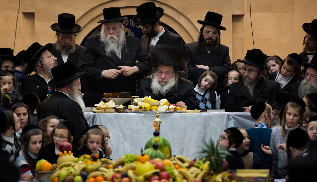 FOTO: Melihat Ritual Yahudi Ultra Ortodoks Rayakan Tahun Baru Pohon ...