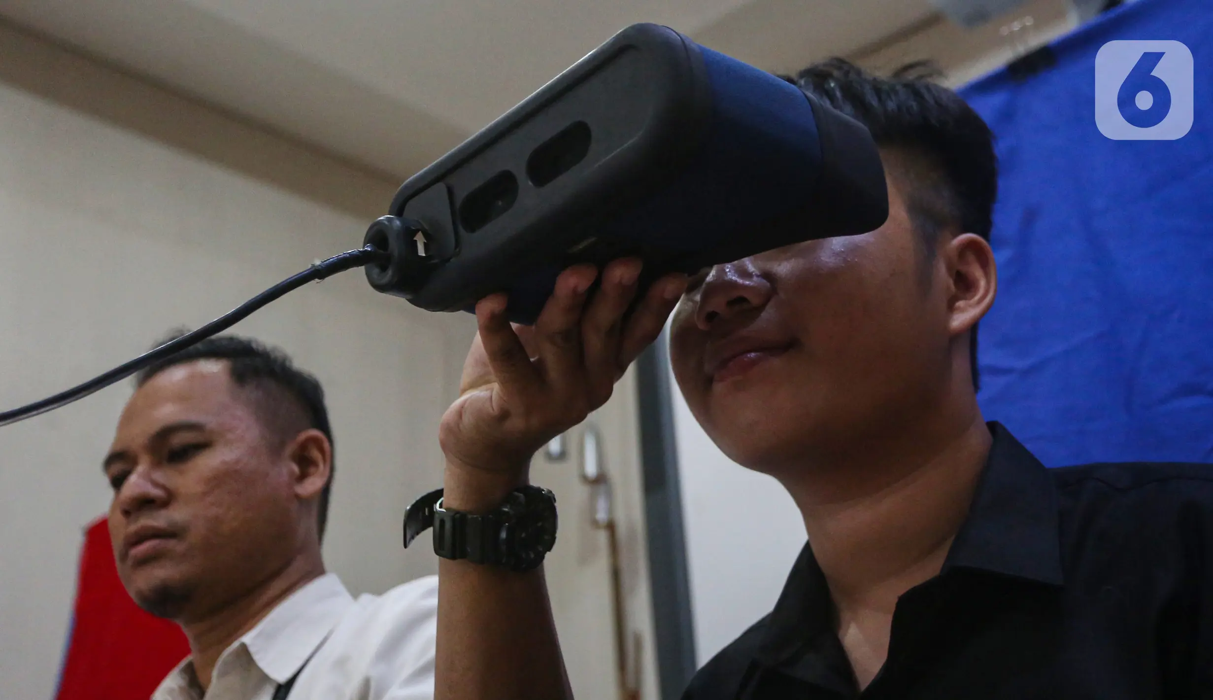 Perekaman KTP Elektronik Jemput Bola ke Sekolah - Foto Liputan6.com