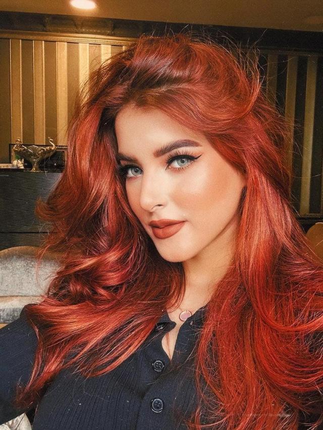 8 Pesona Tasya Farasya Usai Ubah Warna Rambut Jadi Merah, Makin Cantik ...