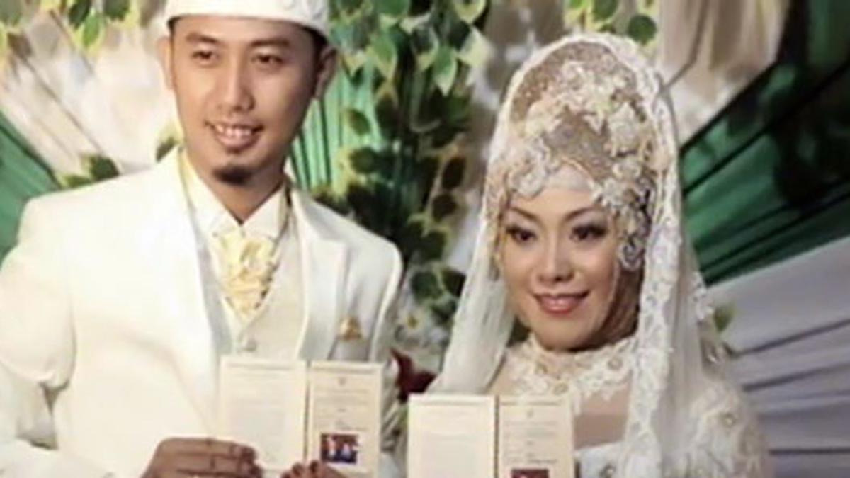 Ade Setiawan dan Istri Tunda Punya Momongan