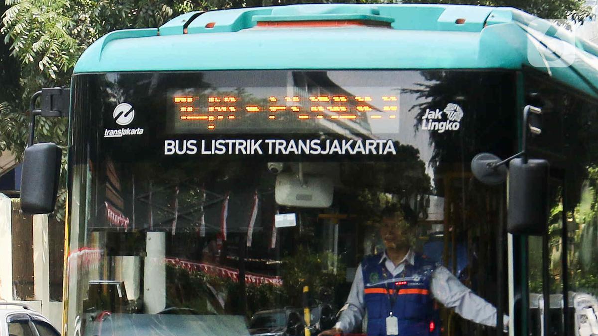 Tersedia Shuttle Bus Gratis untuk Jurnalis yang Meliput KTT ASEAN ...