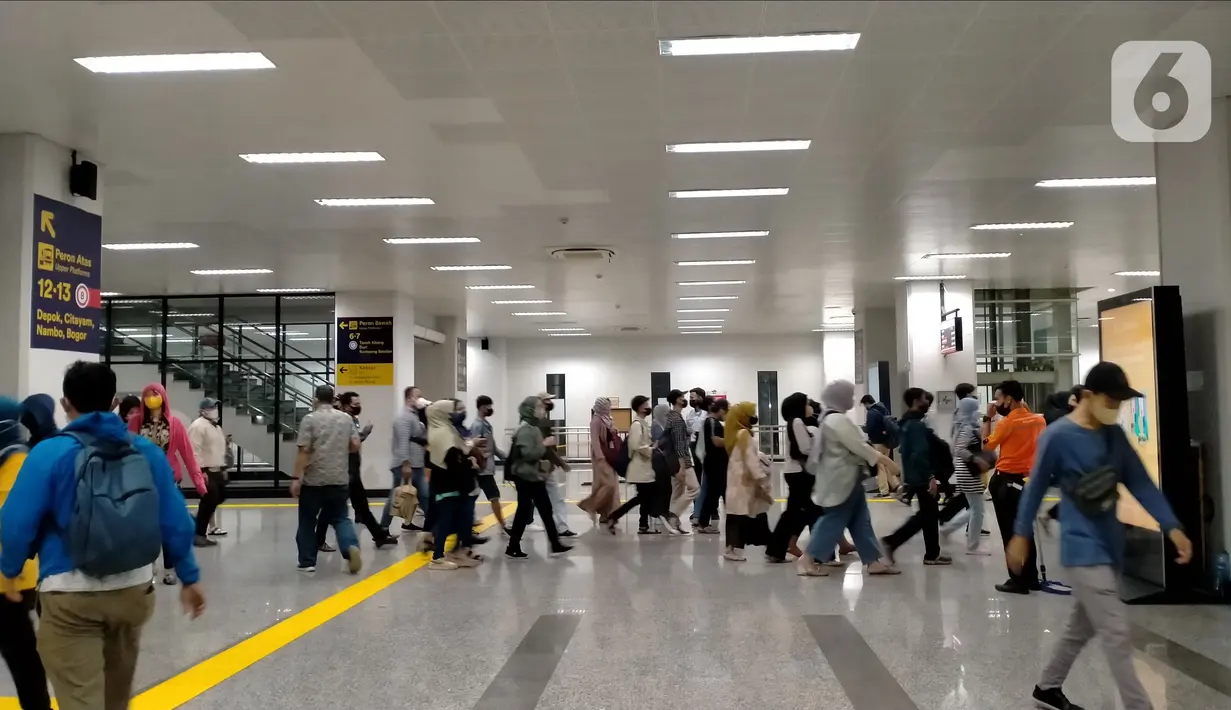 Area Transit Penumpang di Stasiun Manggarai Bakal Diperluas - Foto ...