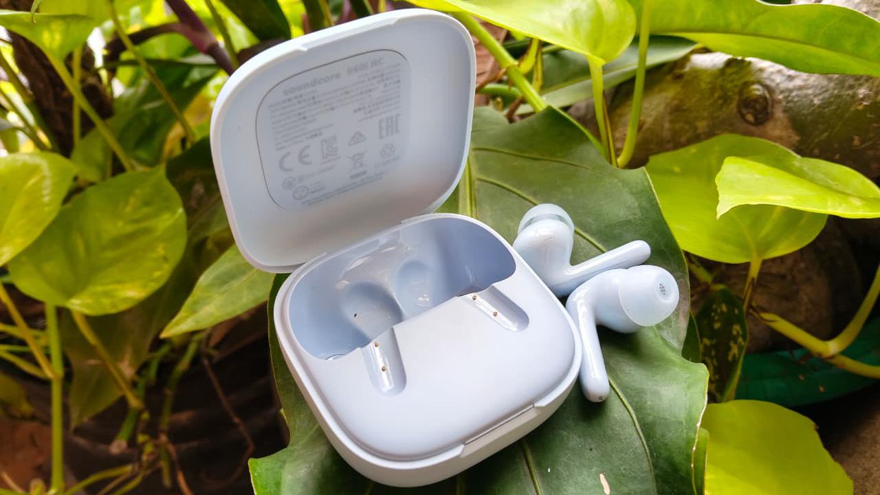 Review Soundcore R60i NC, TWS ANC Adaptif dengan Audio Spasial Rp 500 ...