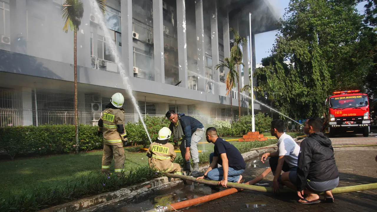 4 Fakta Terkait Kebakaran Gedung Bakamla RI, Sudah Padam dan Tak Ada Korban Jiwa - News Liputan6.com