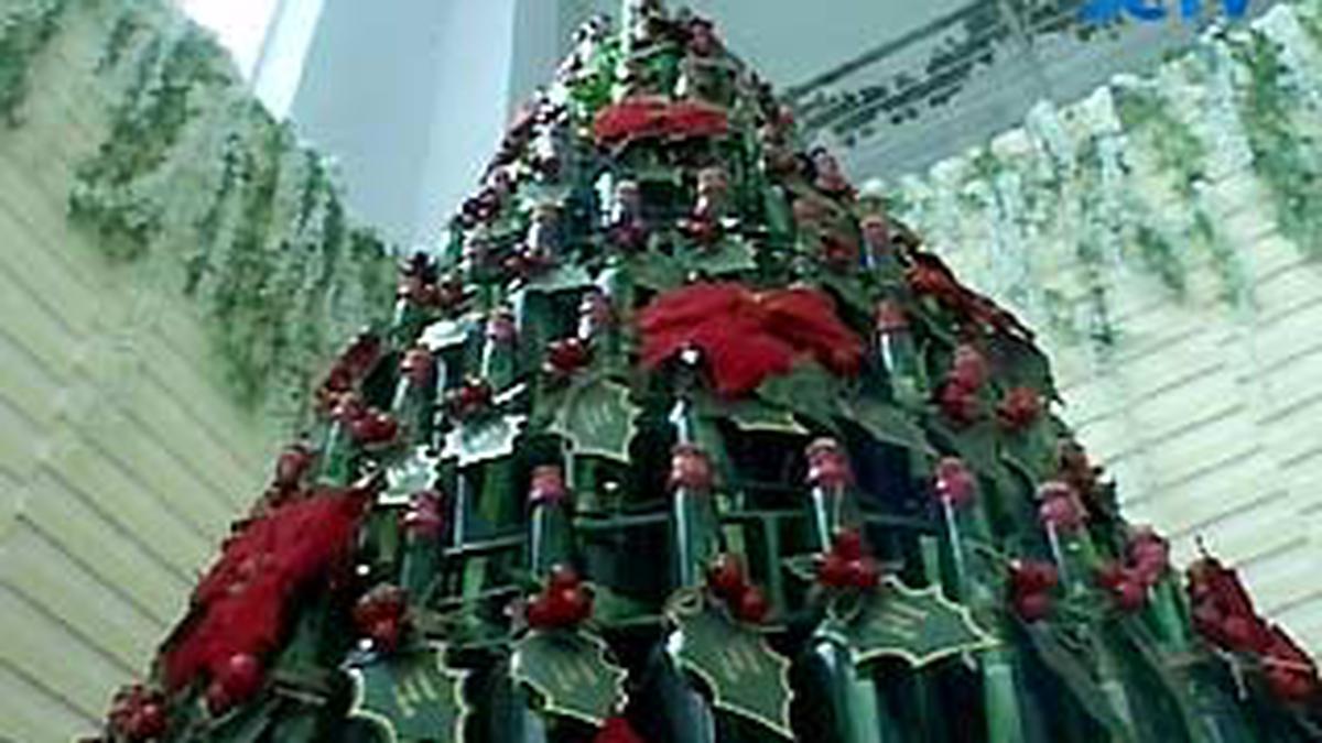 Pohon Natal dari Botol - News Liputan6.com
