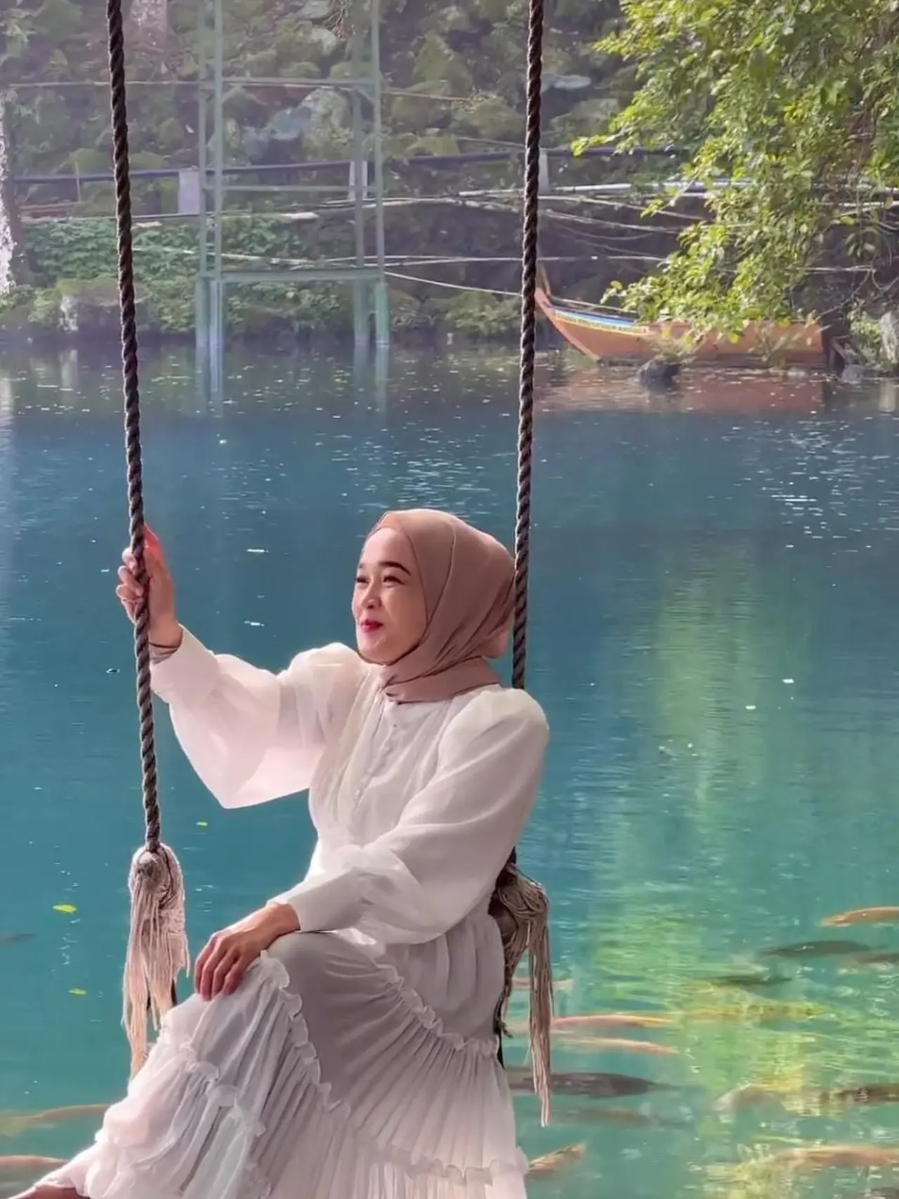 Ririe Fairus Bantah Isu Sedang Dekat dengan Pria Bule, Usai Cerai dengan Ayus Sabyan Ngaku Takut ...