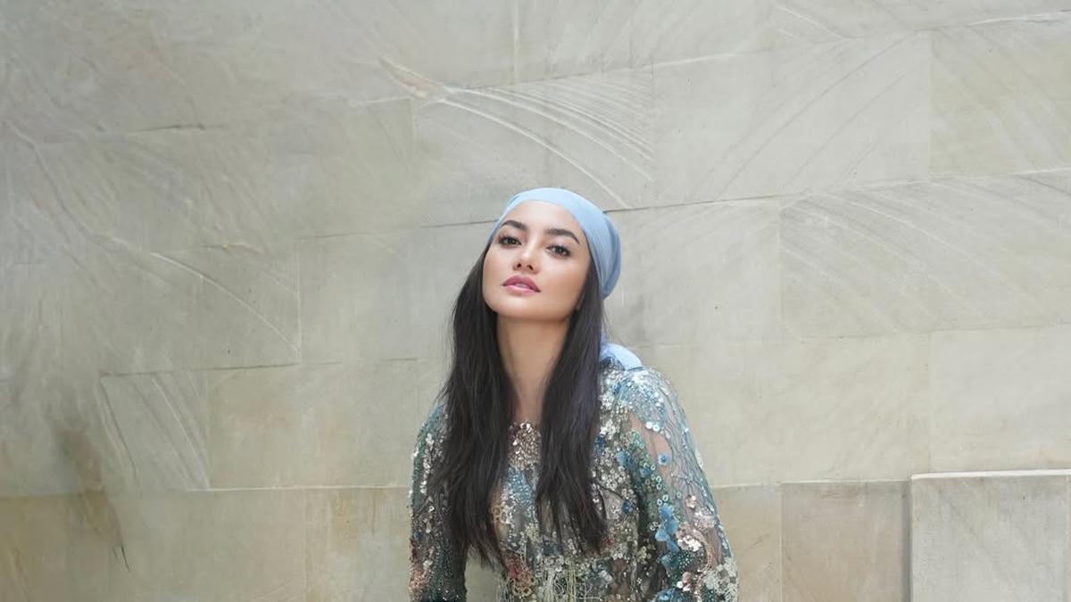 Ririn Ekawati Rayakan Hari Kartini dengan Kebaya Berpayet dan Long ...