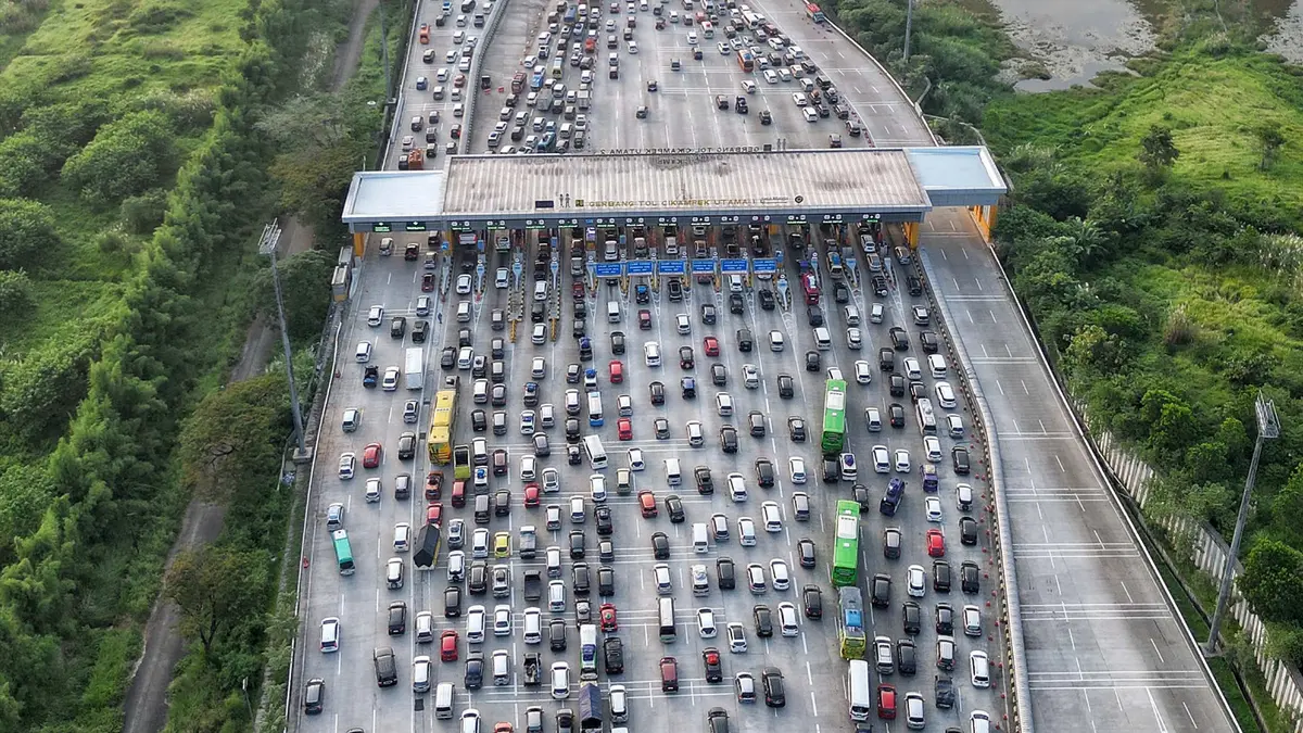 Berita One Way KM 72 Cikopo Hari Ini - Kabar Terbaru Terkini | Liputan6.com